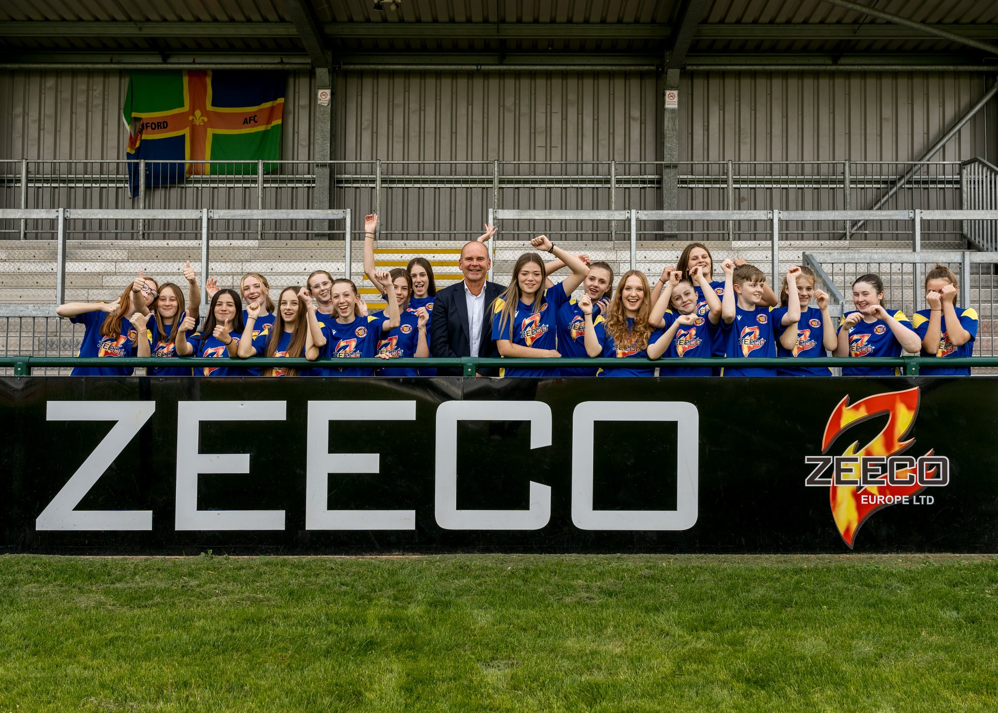 Zeeco Europe sponsor the Stamford Daniels Under 15's Girl's team